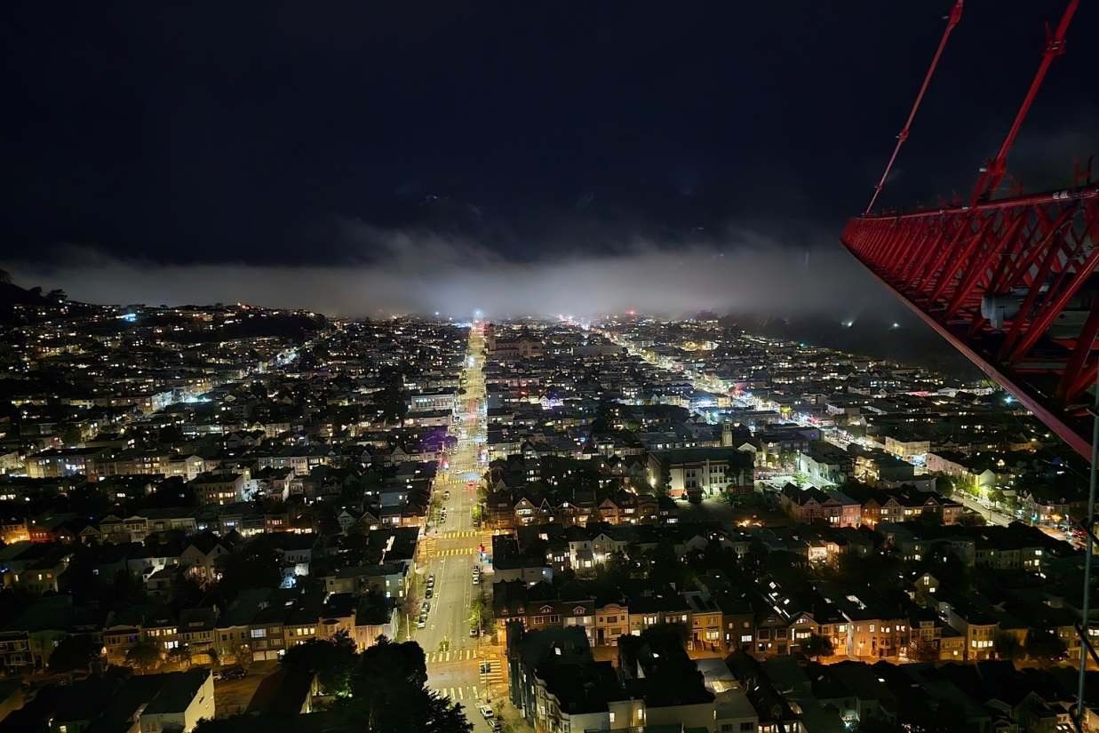 See the ‘Exciting’ New Tower Cranes Building the Future at UCSF ...