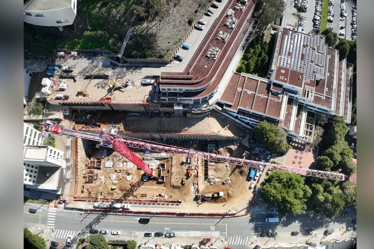 See the ‘Exciting’ New Tower Cranes Building the Future at UCSF ...